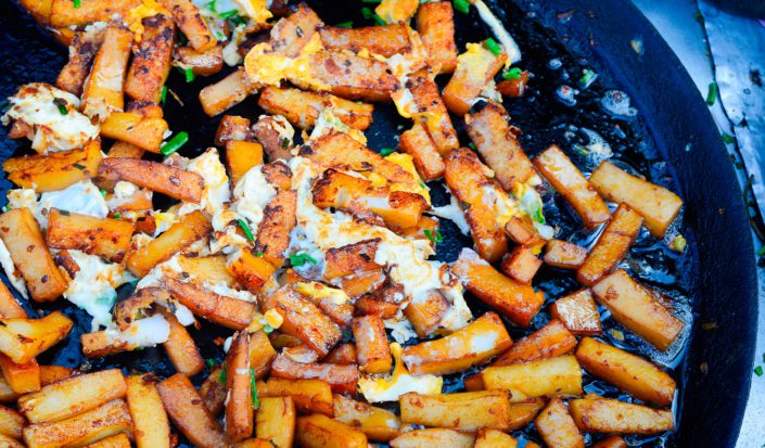 Bột Chiên (Fried Vietnamese Rice Cakes)